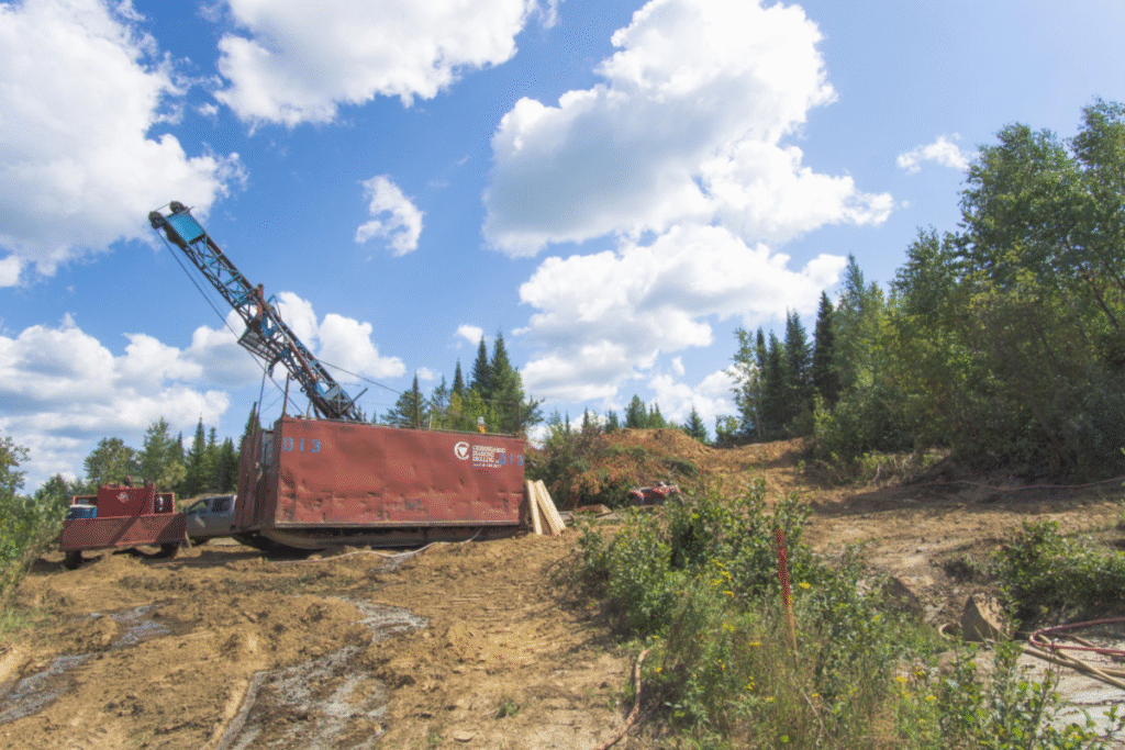 Gold X2 Mining étend son empreinte d'exploration avec deux transactions ...
