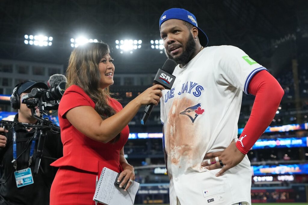 Hazel Mae de Sportsnet profite du confort de sa maison pendant les ...