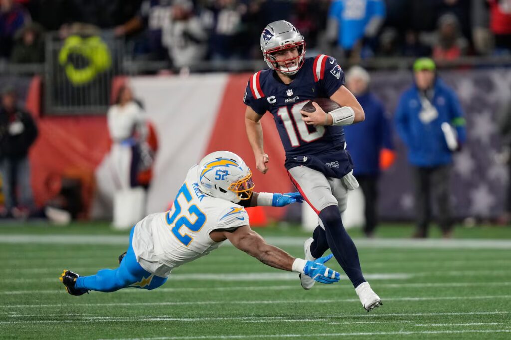 Drake Maye lance une passe tardive du TD alors que les Patriots battent ...