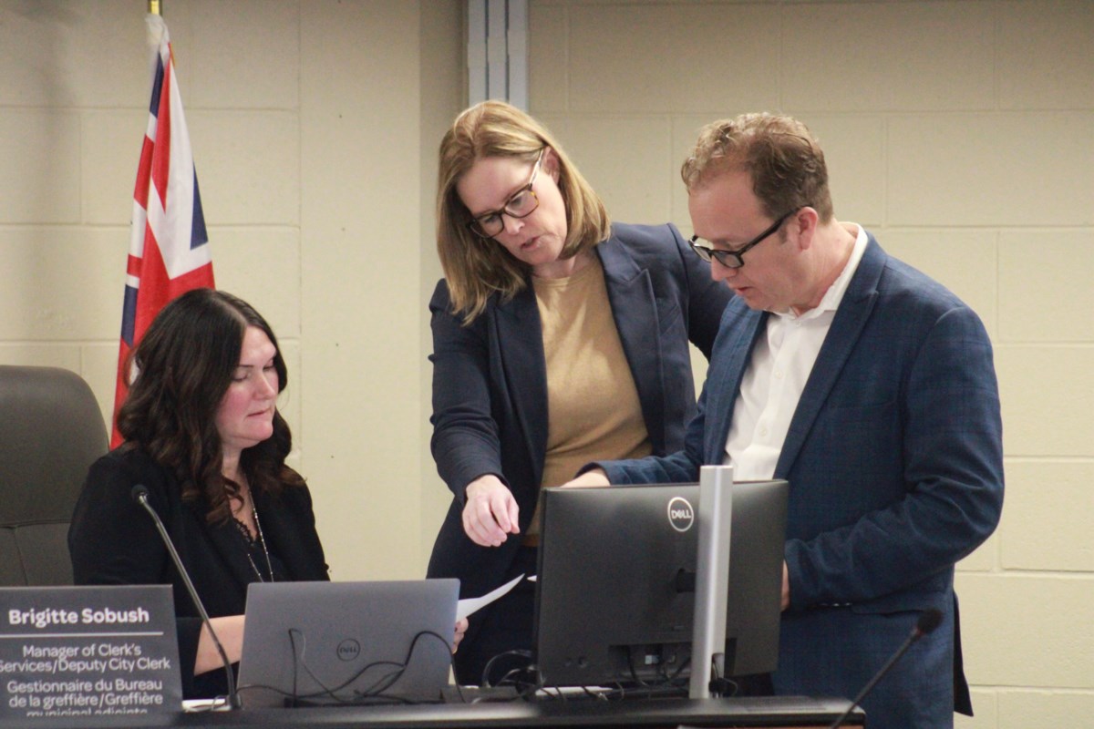 La Ville du Grand Sudbury procède à un remaniement de sa gestion